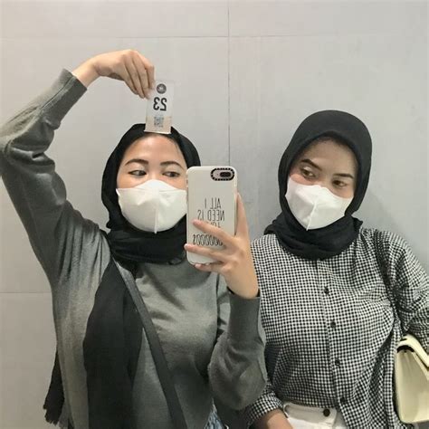 Pin Oleh Puput Nurul Di Quick Saves Gaya Hijab Wanita Cantik Wanita