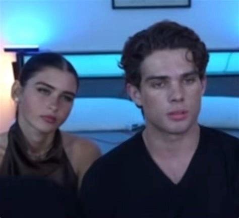 Clavicular Aussehen Körper Fremdgehen Look