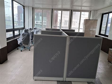 [판매] Tm책상 1200파티션 및 회의실 1800파티 학생 서재 사무용가구 중고나라