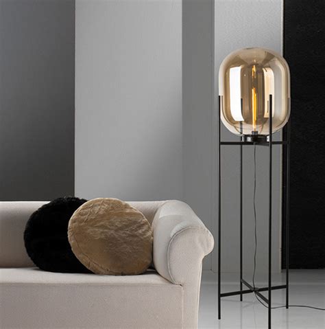 바이소 Byso 바우하우스 꼬냑 크롬 플로어램프 바이소