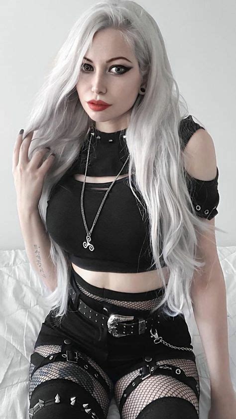 Pin By 🖤🖤belladonna🖤🖤 On Dark Beauty Gothic Outfits Goth Women