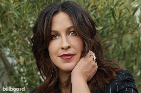 Alanis Morissette Announces 2022 Tour Dates
