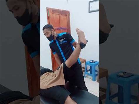 Tutorial terapi saraf kejepit #pijatterdekat #chiropractor #pijatsendi #massage - YouTube