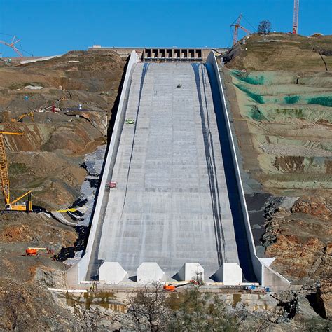 Oroville Dam Construction