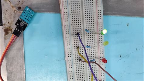 Rangkaian Sederhana Sensor Dht11 Dan Sensor Ultrasonik Dengan 3 Led Sebagai Indikator Youtube