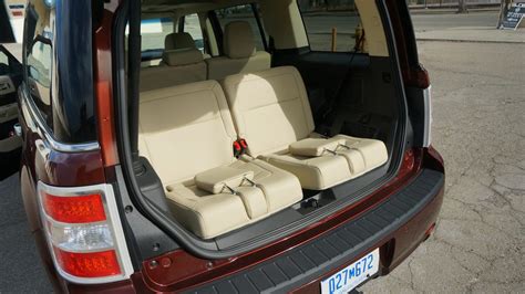 The 2015 Ford Flex Is Boxy And Bold Cnet