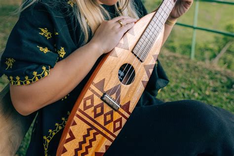 Handmade Kudyapi Ukulele R Ukulele