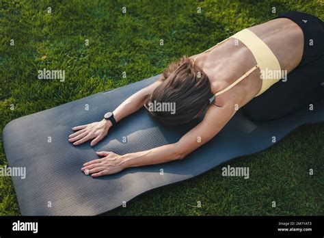 Exercice triceps hi-res stock photography and images - Alamy