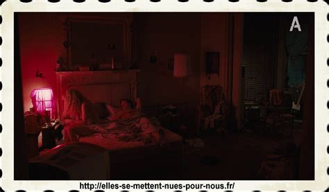 Naked Juno Temple In Vinyl