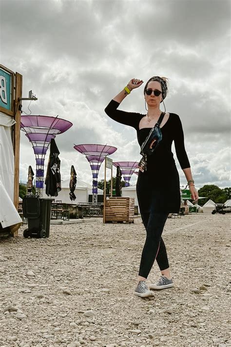 Shop The Look Das Kleine Schwarze Passt Zu Jeder Gelegenheit The