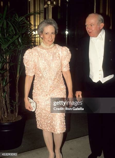 Gridiron Club Dinner Photos And Premium High Res Pictures Getty Images
