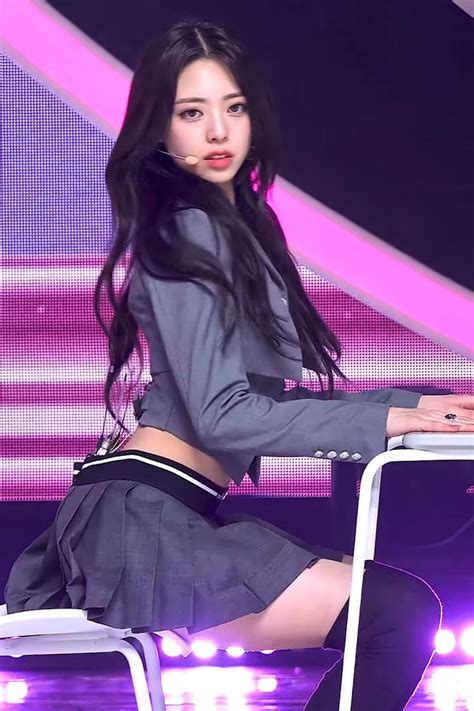 Yuna Itzy Kpop Girls Beautiful Asian Girls Korean Girl