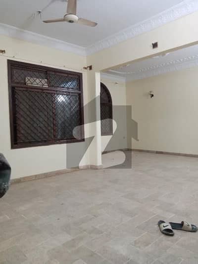 Commercial Portion Ground Floor Gulshan Gulshan E Iqbal Block 10 A Gulshan E Iqbal Gulshan E