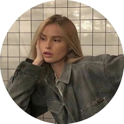 Xoiii • Threads Say More