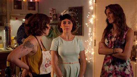 Reader S Dilemma Are My Friends Who Still Hang Out With My Ex Worth The Trouble Glamour