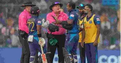 Timed Out अतरषटरय करकट म पहल बर टइम आउट हए एजल मथयज अपयर क नरणय पर