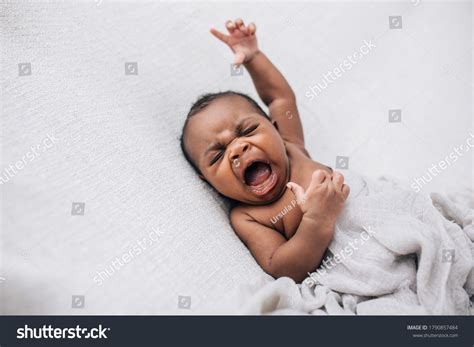 Naked Crying Baby Images Stock Photos Vectors Shutterstock