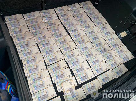 📌Оперативники внутрішньої безпеки Нацполіції викрили посадовця КМДА та його спільника на хабарі📌