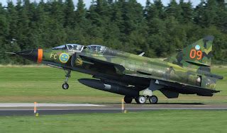 AviÕes Militares Saab J 37 Viggen