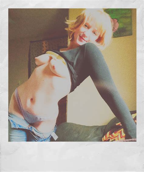 Extra Small And Extra Curvy Porn Pic