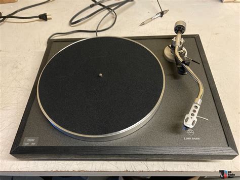 Linn Basik Turntable With Linn Basik Lv V Tonearm For Sale Us Audio Mart