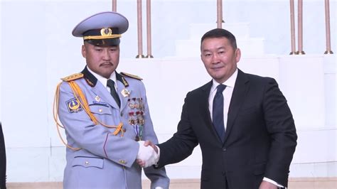 Төрийн дээд цол одон медалиар шагнав Youtube