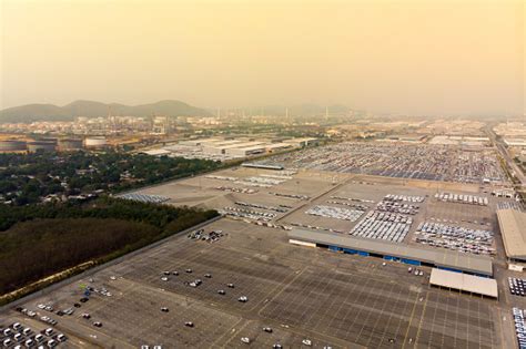 공중 보기 새로운 자동차 세계에서 주위 가져오기 내보내기에 대 한 포트에 여러 번 1 년 생산 공항에 대한 스톡 사진 및 기타 이미지 Istock