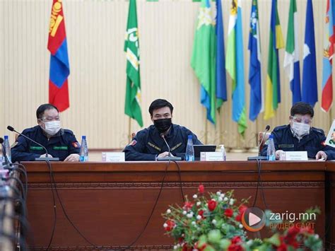 Шадар сайд С Амарсайхан Төв аймагт ажиллаж цар тахлын үед авч буй арга хэмжээтэй танилцжээ