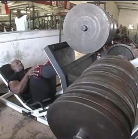 A Historical Moment Of Ronnie Coleman Leg Pressing A Ton And 43