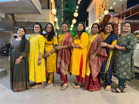 Residents Of Gaurav Tower Ghatlodia Celebrated The First Navratri With