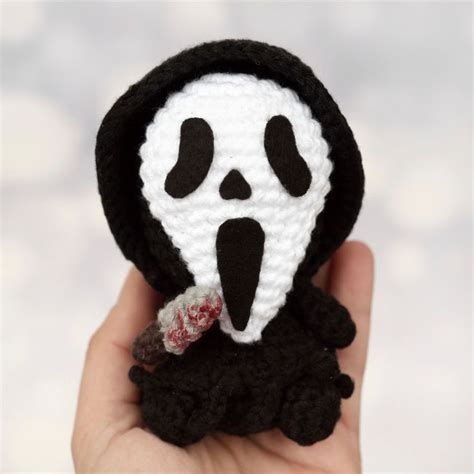 Mini Ghostface Scream Crochet Pattern Ribblr Crochet Halloween