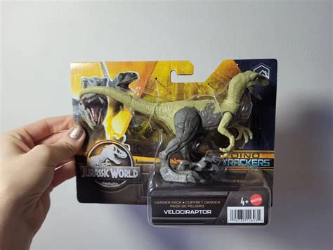 Mattel Jurassic World Danger Pack Velociraptor Dino Trackers Dino