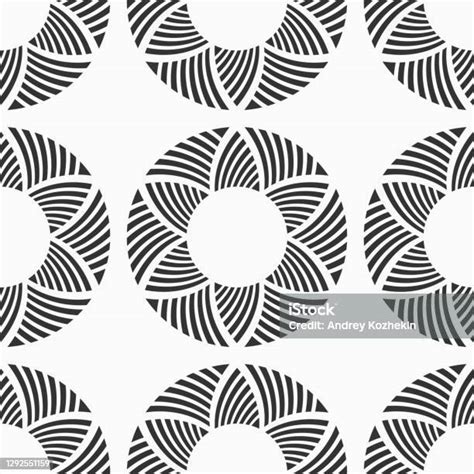 줄무늬 꽃잎으로 만든 대칭 원 모양의 추상적 인 매끄러운 패턴 양식에 일치시키는 꽃 0명에 대한 스톡 벡터 아트 및 기타 이미지 0명 검은색 기하 도형 Istock