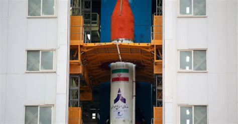 Иран Денеска лансиравме три сателити истовремено Кајгана