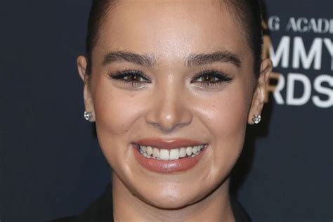 Hailee Steinfeld Before And After Natural Lips Hailee Steinfeld Sleek Hairstyles
