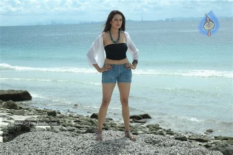 Aditi Agarwal Spicy Stills Photo Of