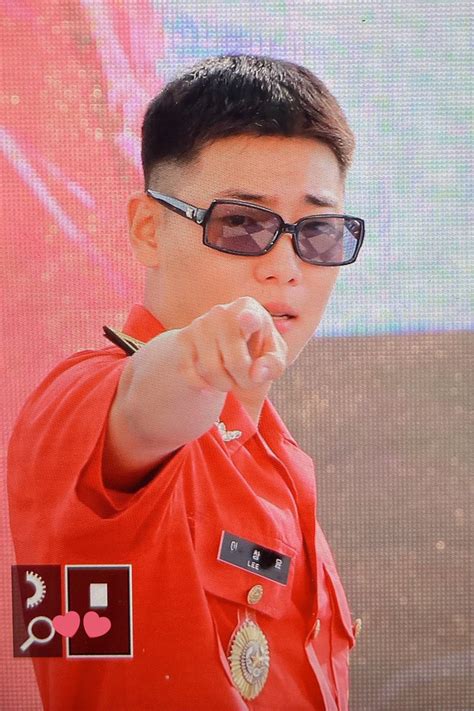 쟌삼 on Twitter 내 여자친구프사 눌러보지 마라