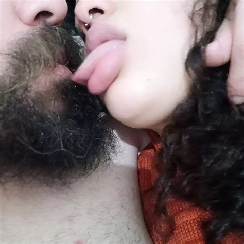 Free Cuckold Kissing Porn Videos Xhamster