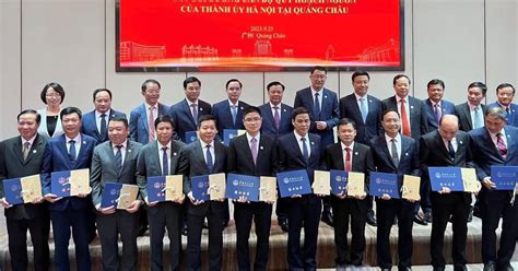 Csvn Tập Đoàn Bán Nước Hại Dân