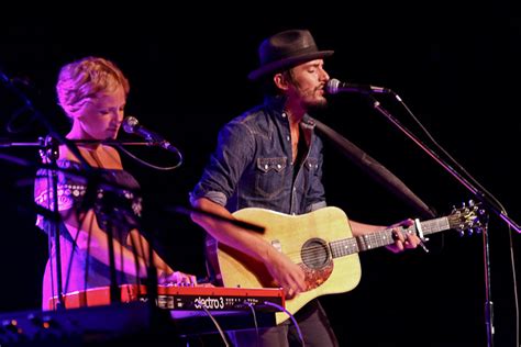 Emmylou Harris Silk And Steel At The Pabst Theater Urban Milwaukee