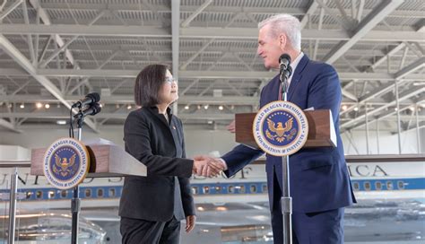 China Deploys Warships Near Taiwan After Us House Speaker Meets Leader Tsai Ing Wen Hong Kong