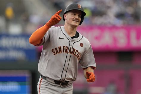 Giants Matt Chapman Wins Willie Mac Award Adding To His Huge Month