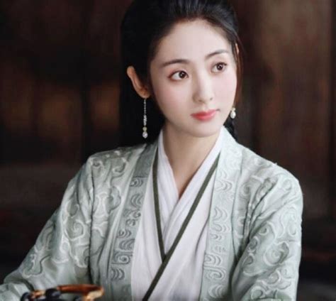 邢菲林一是情侣吗 邢菲赵露思谁好看 七乐剧