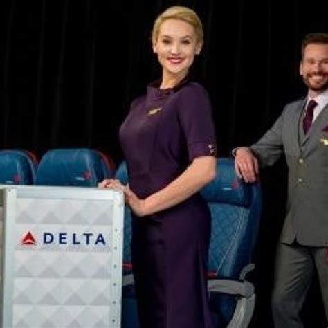 New Delta Air Lines Uniforms By Zac Posen Revealed Fashionnetwork