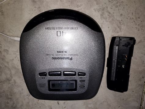 Panasonic Sl S480 With External Batteries Case In Good Working