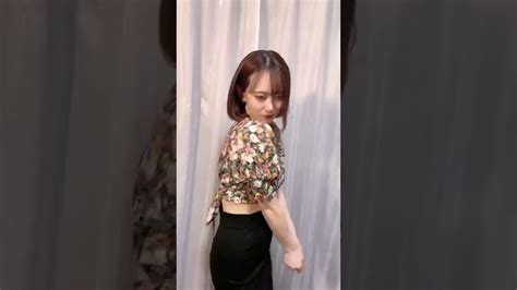 자기 가슴 만지는 누나 YouTube
