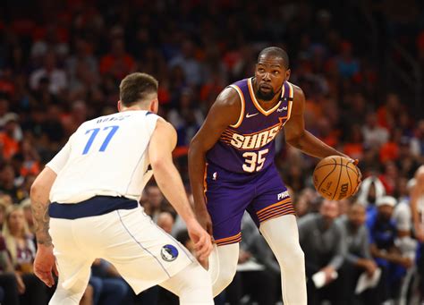 Devin Booker, Phoenix Suns look to maintain 'sense of urgency'