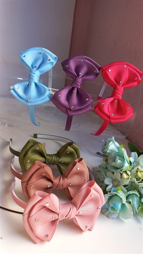 Tiara Sofia Laços Com Amor