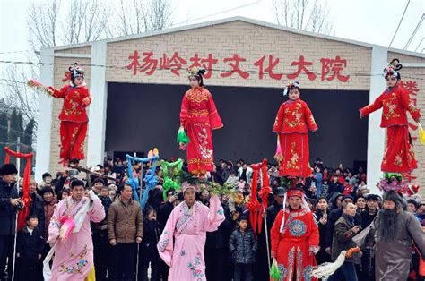 河南登封： 闹阁”——小山村里的非遗传承