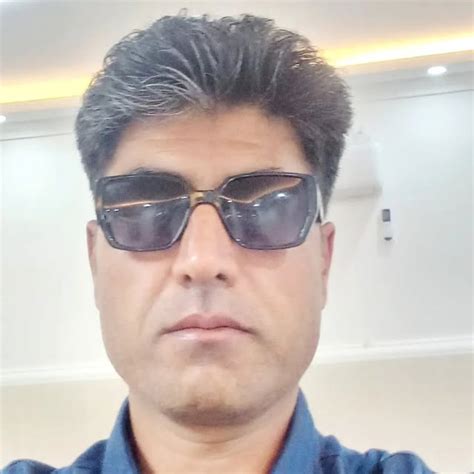 ‎یوسف احمدی‎ S12345s172 • Threads Say More